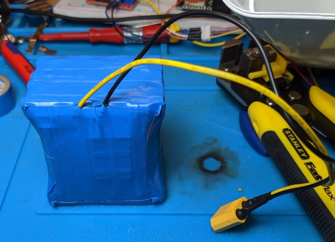 Inexpensive DIY Lithium-ion Battery Pack – IRRGANG.DEV