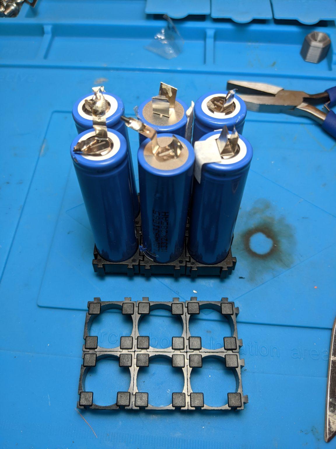 Inexpensive DIY Lithium-ion Battery Pack – IRRGANG.DEV